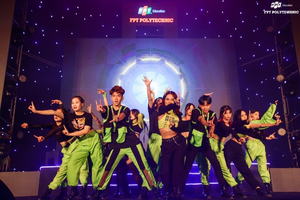 Happy Bee FPT Polytechnic5 - Bộ môn chăm sóc sức khoẻ và làm đẹp Poly K ...